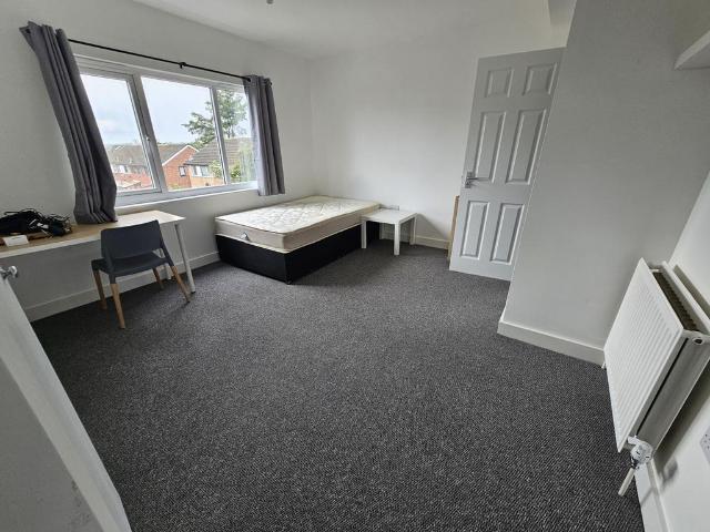 Stanmore Street, Leeds 6 bed house to rent £2,574 pcm £594 pw