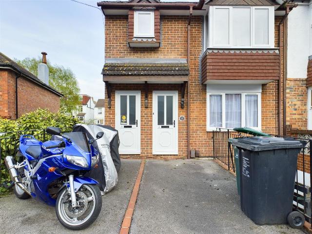 Stanmer Villas, Brighton BN1, 2 bed flat to rent, £1,450 pcm | PrimeLocation