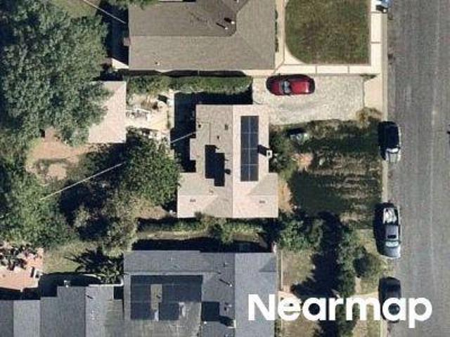 Stansbury Ave