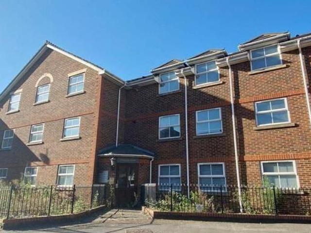 Stanshawe Road, Stanshawe Court, Reading, 1 Bedroom Flat