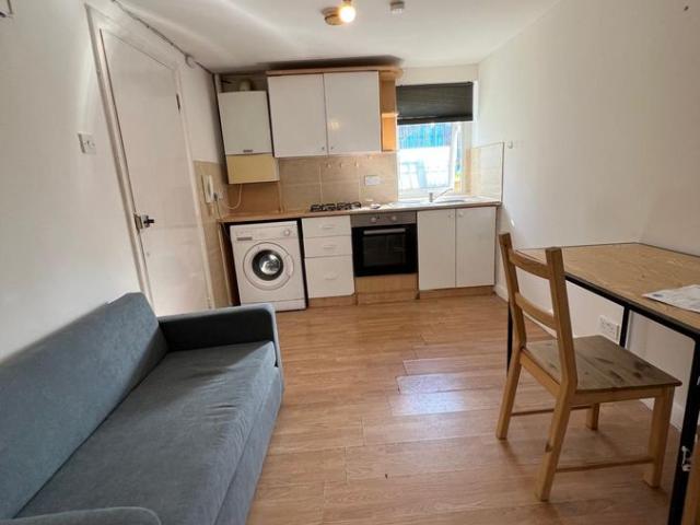 Stanway Street, London N1, 1 bed flat to rent, £1,600 pcm | PrimeLocation