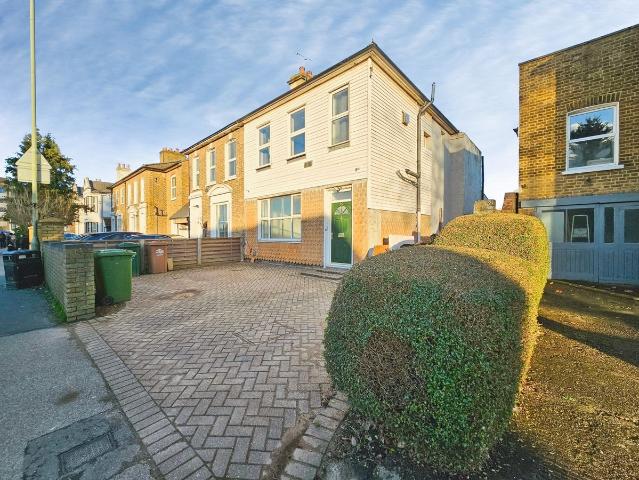 Stanwell Road, Ashford, Surrey TW15, 4 bed semi detached house to rent, £2,500 pcm | PrimeLocation