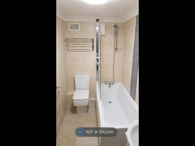 Stanton Avenue, Manchester M20, 2 bed flat to rent, £1,100 pcm | PrimeLocation