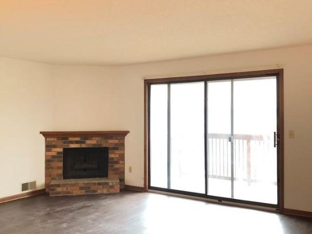 Stanton Apartments 2 Bedroom Apartment for Rent at 2200 Stanton Ave, Des Moines, IA 50321 Southwestern Hills