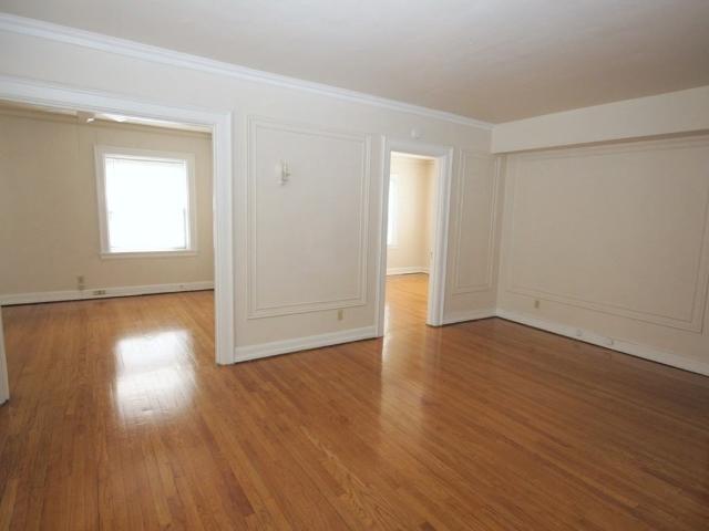 Stanton Apartments 2 Bedroom Apartment for Rent at 3536 N Meridian St, Indianapolis, IN 46208 Near Northwest Riverside