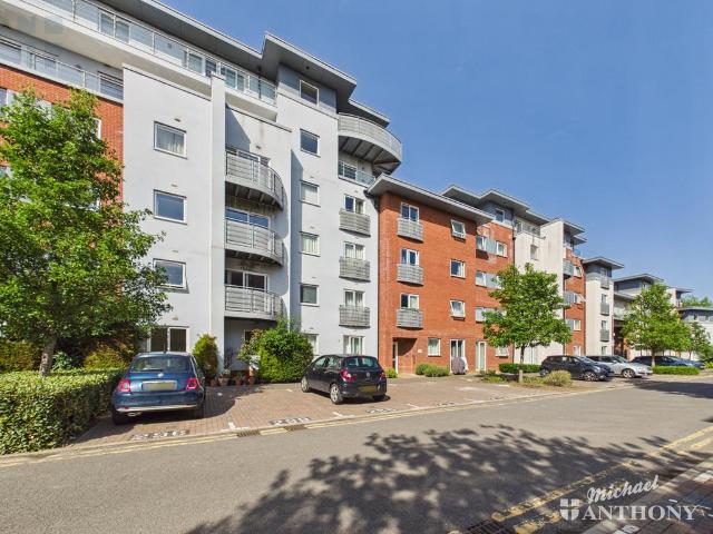 Stanton House, Coxhill Way 1 bed flat to rent £1,000 pcm £231 pw