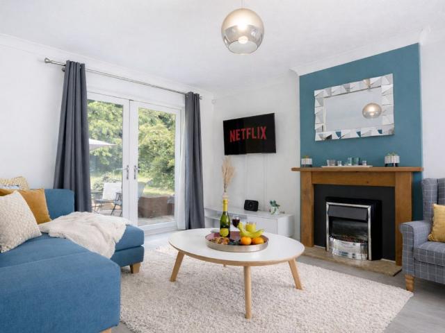 Stantonbury MK13, 3 bed flat to rent, £3,570 pcm | PrimeLocation