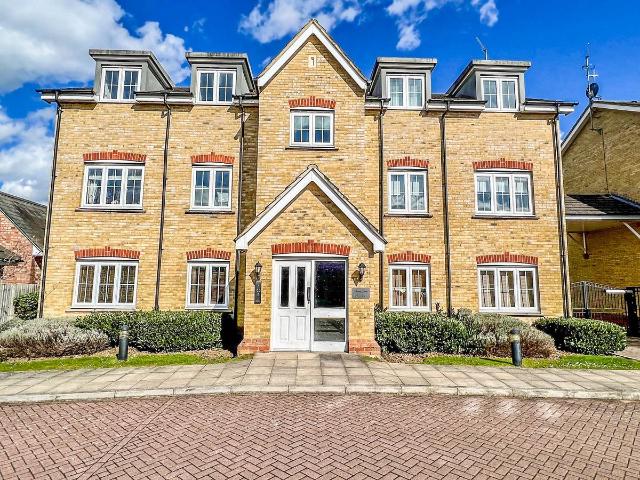 Stants View, Hertford SG13, 2 bed flat to rent, £1,550 pcm | PrimeLocation