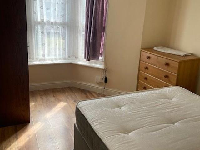 Stapleton / Fenchay, Bristol BS5, 2 bed flat to rent, £1,100 pcm | PrimeLocation