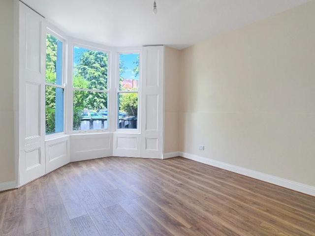 Stapleton Hall Road, London, UK N4, 2 bed flat to rent, £2,000 pcm | PrimeLocation