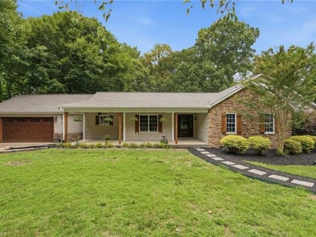 Staplewood Rd, Lexington, Home For Sale