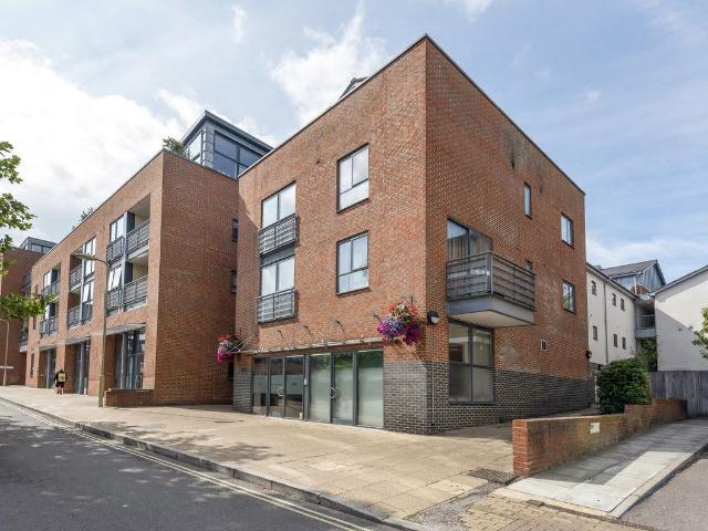 Staple Gardens, Winchester, Hampshire SO23, 1 bed terraced house to rent, £1,250 pcm | PrimeLocation