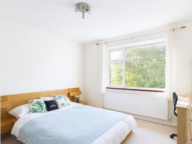 Staplefield Drive, Brighton BN2, 5 bed shared accommodation to rent, £2,838 pcm | PrimeLocation