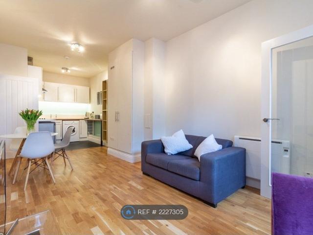 Staplehurst Road, London SE13, 1 bed flat to rent, £1,575 pcm | PrimeLocation