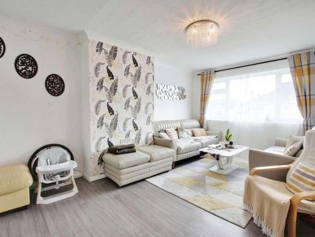 Star Road, Uxbridge, UB10