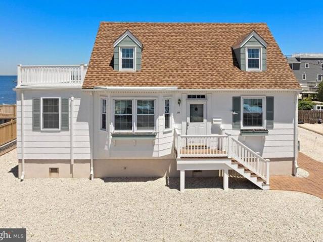 Starboard Rd, Long Beach, Home For Sale