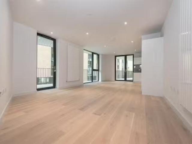 Starboard Way, London, E16 2JW