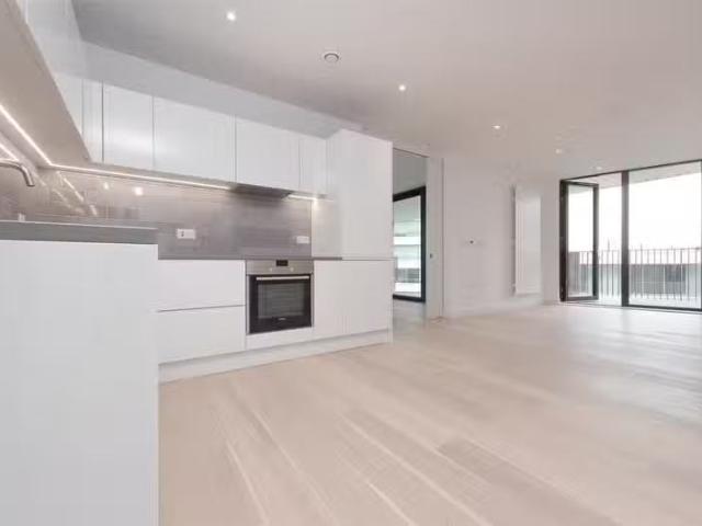 Starboard Way, London, E16 2JW