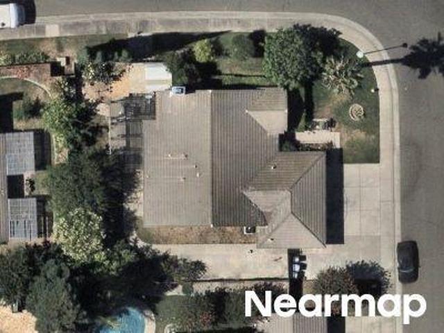 Starbrook Dr