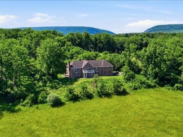 Stark Rd, Knowlton, Home For Sale