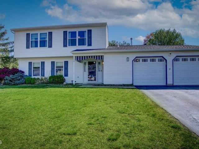 Starlight Rd, Howell, Home For Sale