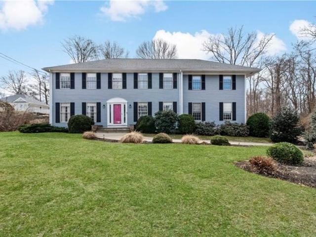 Starr Dr W, Narragansett, Home For Sale