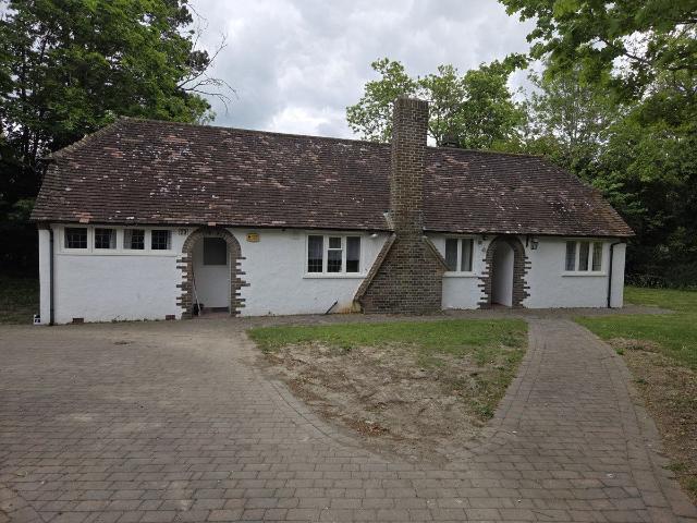 Starrock Road, Coulsdon CR5, 3 bed cottage to rent, £3,250 pcm | PrimeLocation