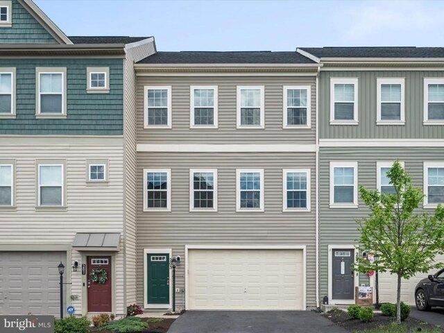 Starry Way Dr, Stephenson, Home For Sale
