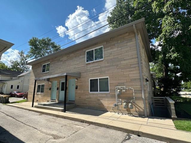 StartLight 1 Bedroom Apartment for Rent at 415 N Dunn St, Bloomington, IN 47408 Old Northeast