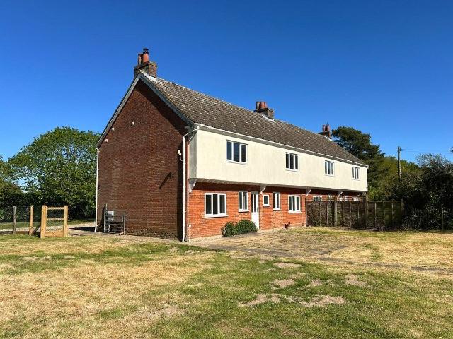 Stetchworth, Stetchworth, Newmarket, Cambridgeshire CB8, 4 bed semi detached house to rent, £1,900 pcm | PrimeLocation