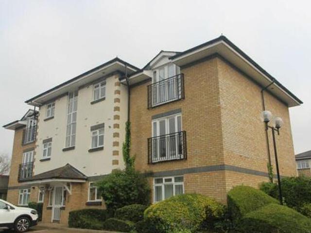 Stevenage Road, Hitchin, 2 Bedroom Flat