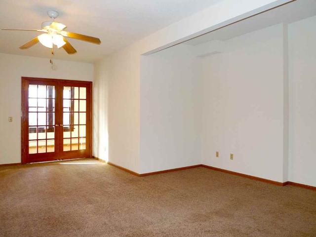 Stevens Community 2 Bedroom Apartment for Rent at 128 E 18th St, Minneapolis, MN 55403 Stevens Square
