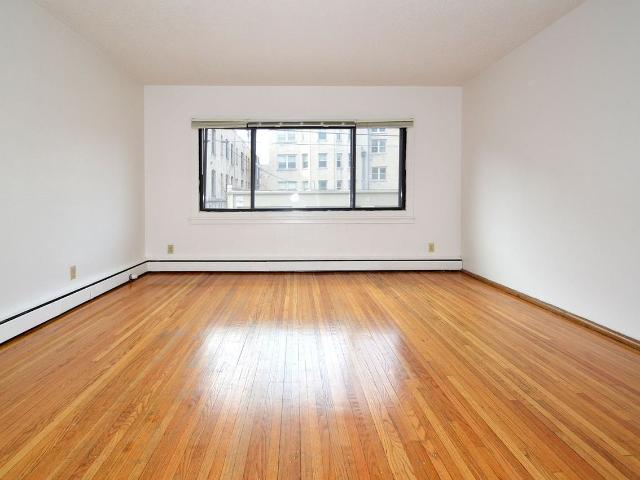 Stevens Community Studio Apartment for Rent at 128 E 18th St, Minneapolis, MN 55403 Stevens Square