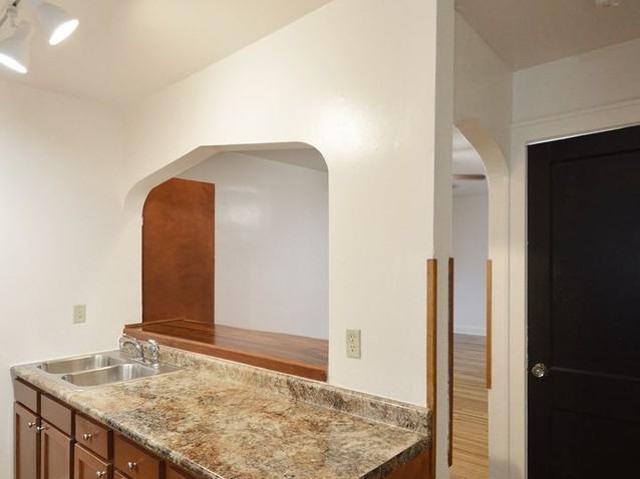 Stevens Community Studio Apartment for Rent at 128 E 18th St, Minneapolis, MN 55403 Stevens Square