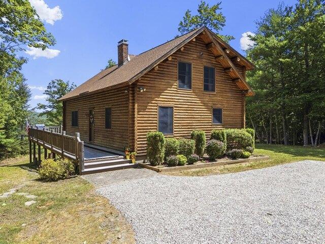 Stevens Rd, Stoneham, Home For Sale