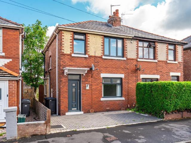 Stevenson Avenue, Farington, Leyland PR25, 3 bed terraced house to rent, £965 pcm | PrimeLocation
