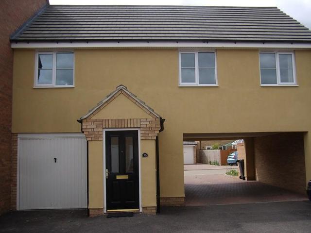 Stevensons Road, Longstanton. 2 bed house to rent £1,550 pcm £358 pw