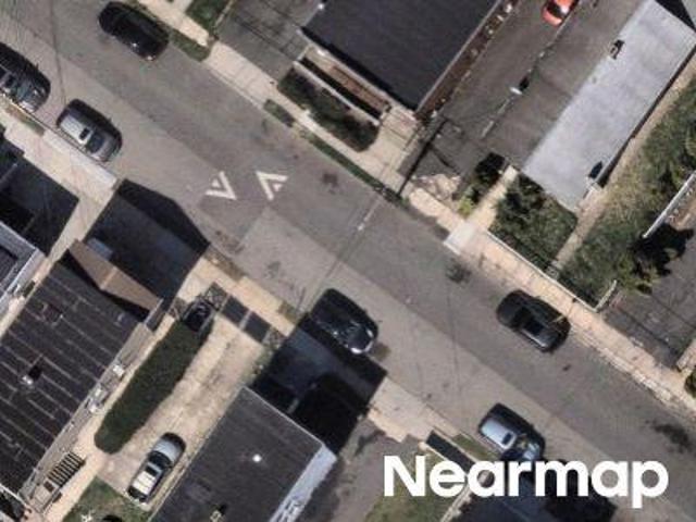 Stewart Ave