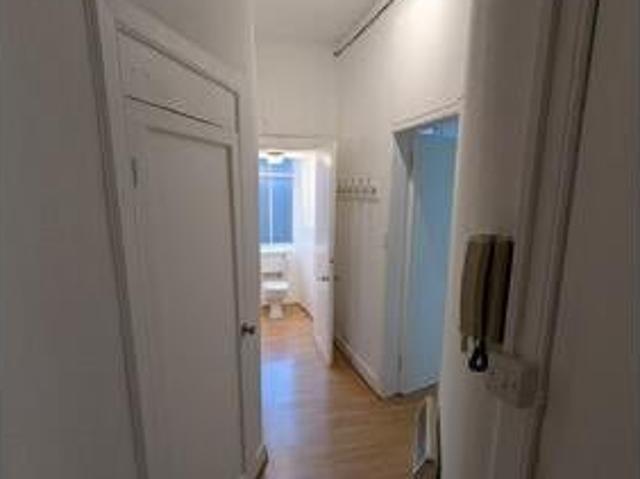 Stewart Terrace, Edinburgh, 1 Bedroom Flat