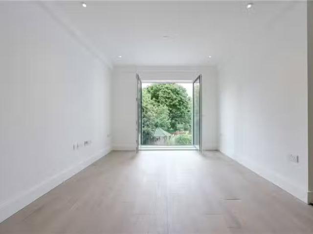 Stewarts Road, London, SW8 4UG