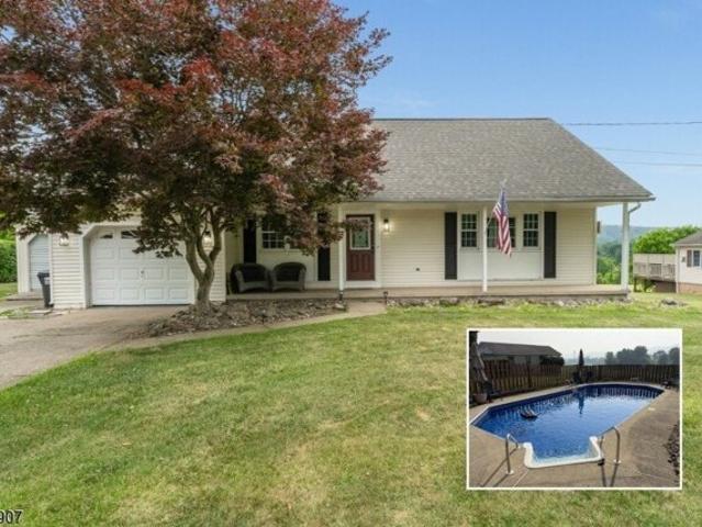 Stewartsville Rd, Franklin Twp, Home For Sale