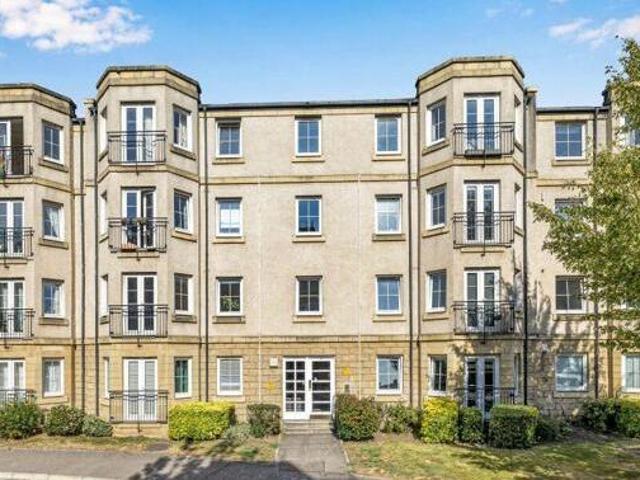 / Stead´s Place, Leith, 2 Bedroom Ground
