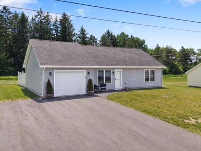 Stearns Farm Rd, Hampden, Home For Sale