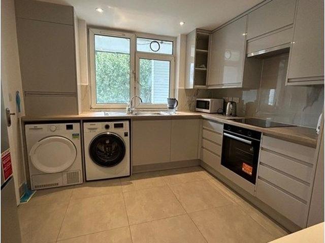 Stebondale Street, London E14, Room to rent, £1,200 pcm | PrimeLocation