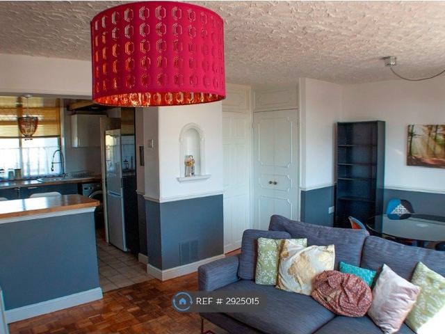 Stebondale Street, London E14, 3 bed maisonette to rent, £2,700 pcm | PrimeLocation