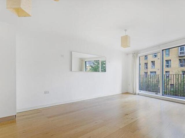 Steedman Street, Walworth, 2 Bedroom Flat