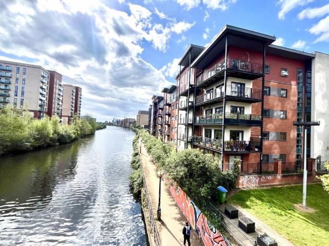 Steele House, Salford, M5 4UU 2 bed apartment to rent £1,450 pcm £335 pw