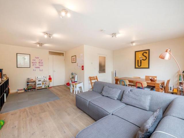 Steeles Road, Belsize Park NW3, 2 bed flat to rent, £3,350 pcm | PrimeLocation