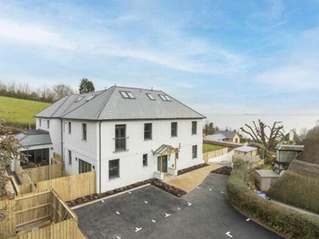 Steep Hill, Maidencombe, 2 Bedroom Apartment