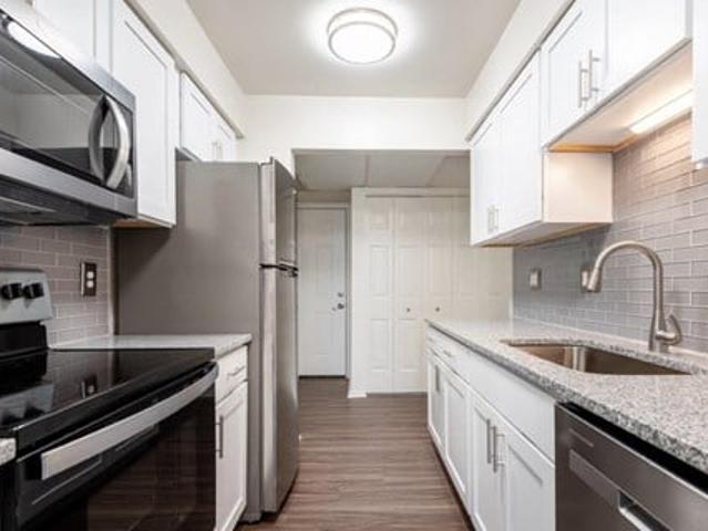 Steeplechase Apartment Homes One Bedroom 725 sqft